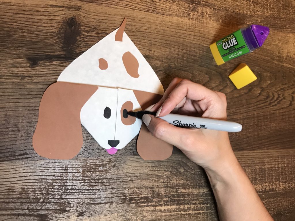 DIY Hound Dog Corner Bookmark - We Heart Hounds